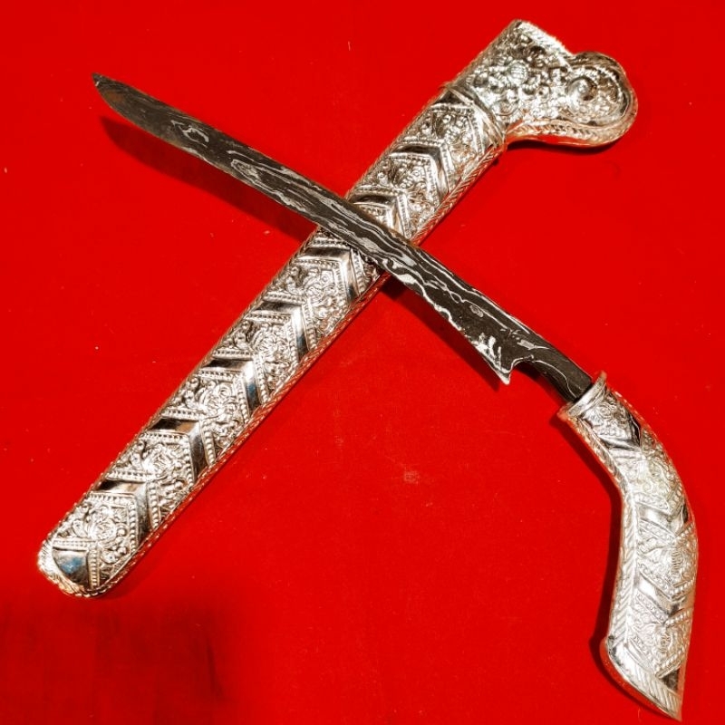 Jual Koleksi Badik Rencong Bugis Warangka Sembur Perak Pusaka Luar Jawa ...