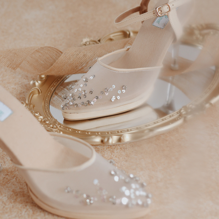 Jual Michelle Series Arlenne Sepatu Heels Wanita Beige | Shopee Indonesia
