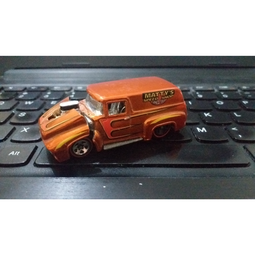 Jual HOT WHEELS LOOSE CLASSIC FORD F-100 1956 FORD DELIVERY GOLD MATTY ...