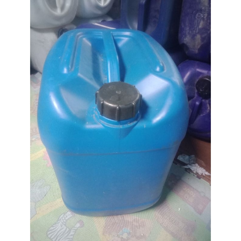 Jual jerigen plastik 35 liter biru bahan super tebal | Shopee Indonesia