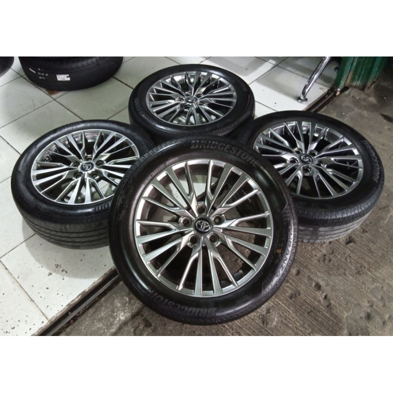Jual Velg Mobil Bekas Replika Lexus Ring 17x7 Pcd 5x114,3 + Ban BS 215 ...