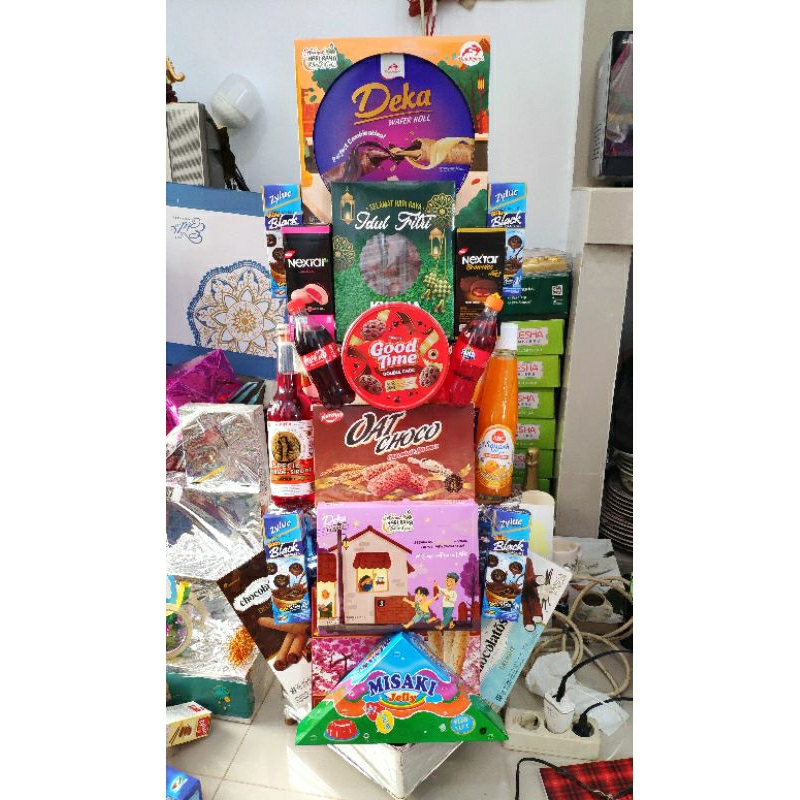 Jual parcel Snack lebaran | Shopee Indonesia