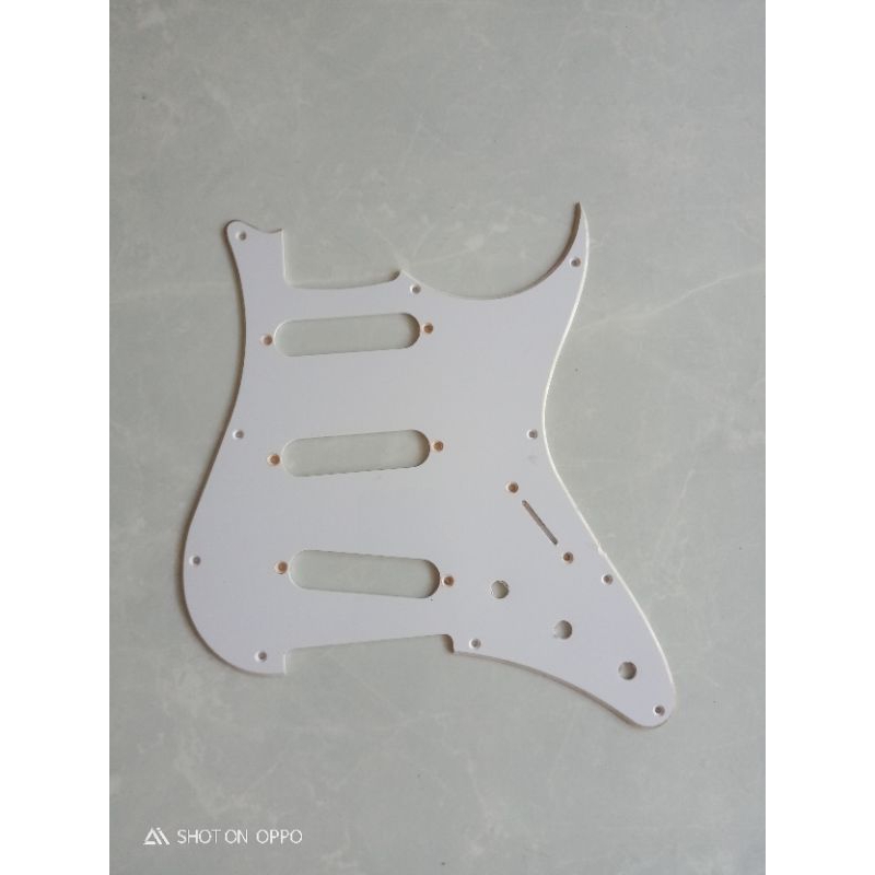 Jual pickguard gitar cort g100,g250,g280,260 | Shopee Indonesia