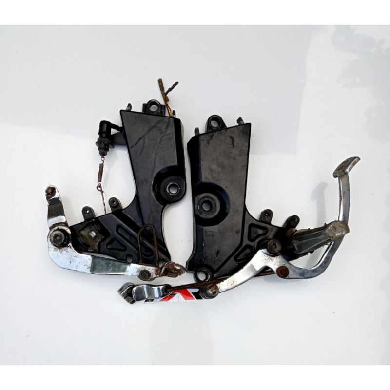 Jual Yamaha Byson 45P Footstep Foot Step Depan Pedal Rem Pedal Operan ...