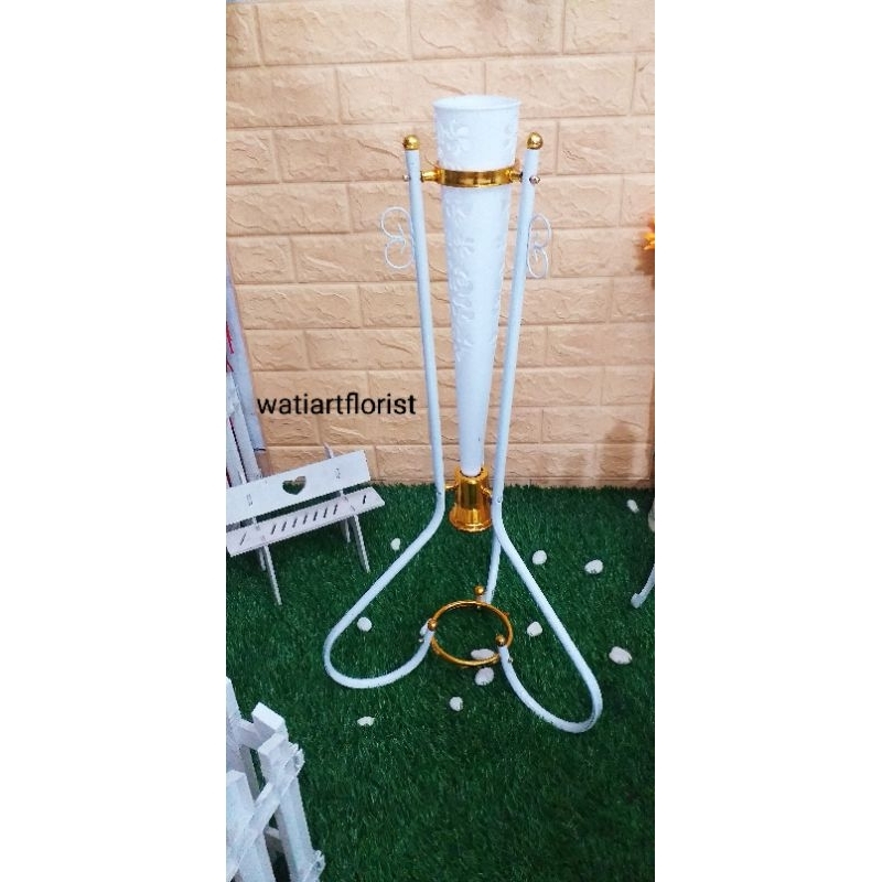 Jual Pot Corong Standing Besi Import Vas Bunga Sudut | Shopee Indonesia