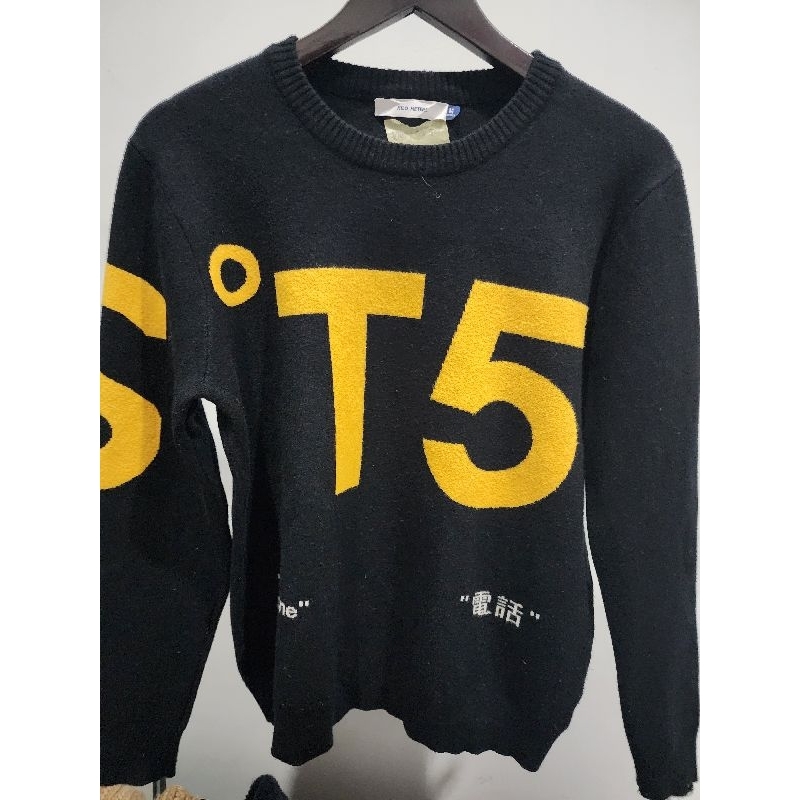 Jual Sweater Hitam T5 bahan lembutt | Shopee Indonesia