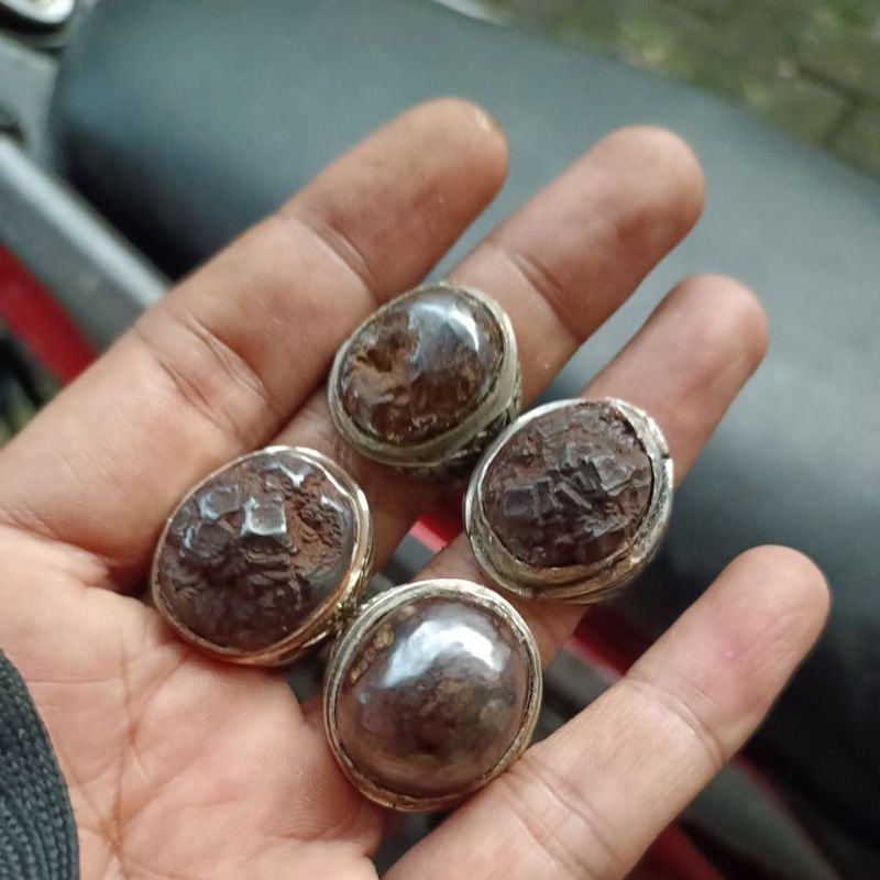Jual batu badar besi selonatah siap pake | Shopee Indonesia