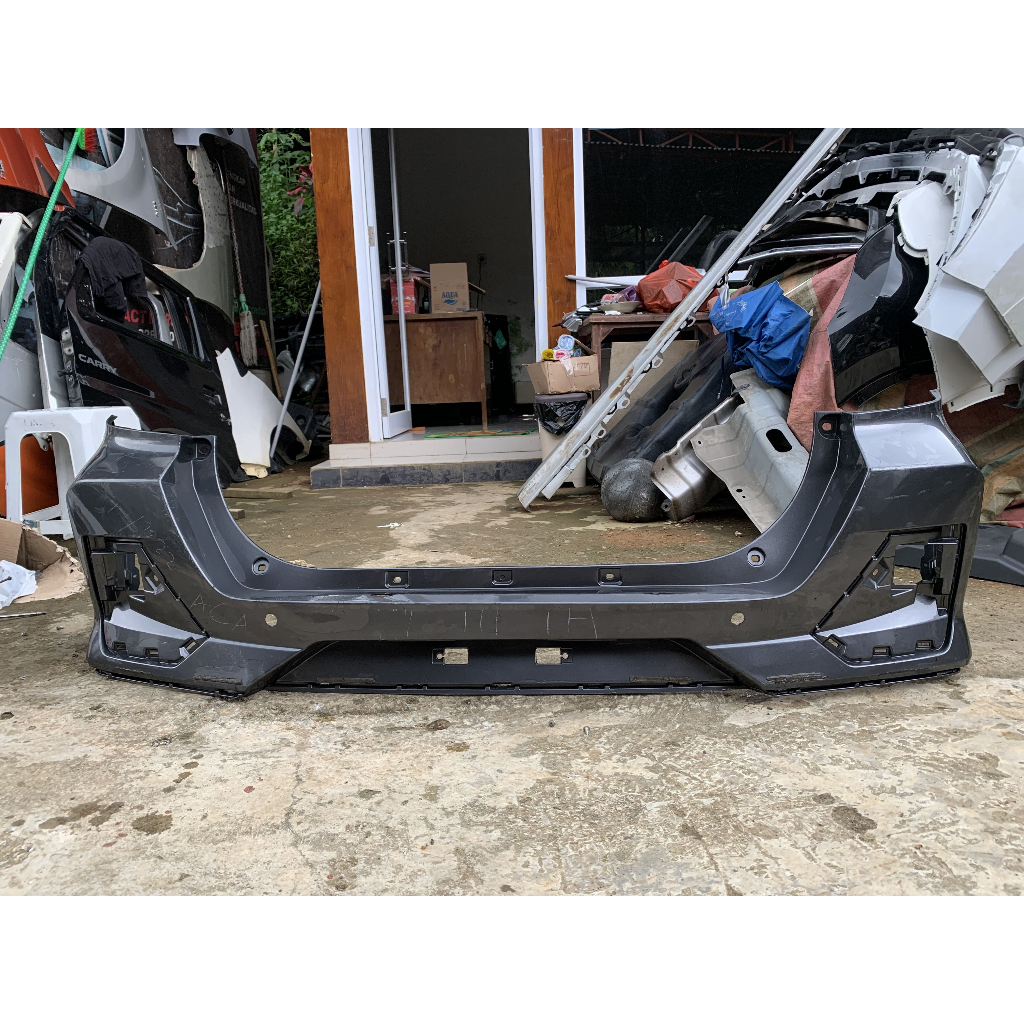 Jual Bumper Bemper Belakang Toyota Raize Original | Shopee Indonesia