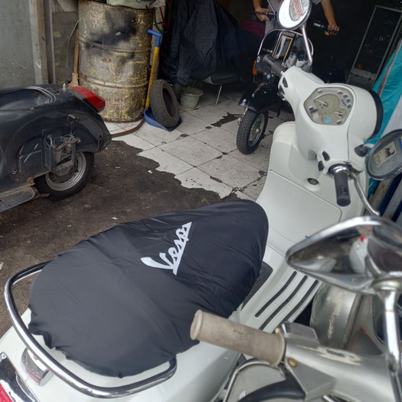 Jual Sarung Jok Bungkus Jok Vespa Matic Klasik Anti Kucing | Shopee Indonesia