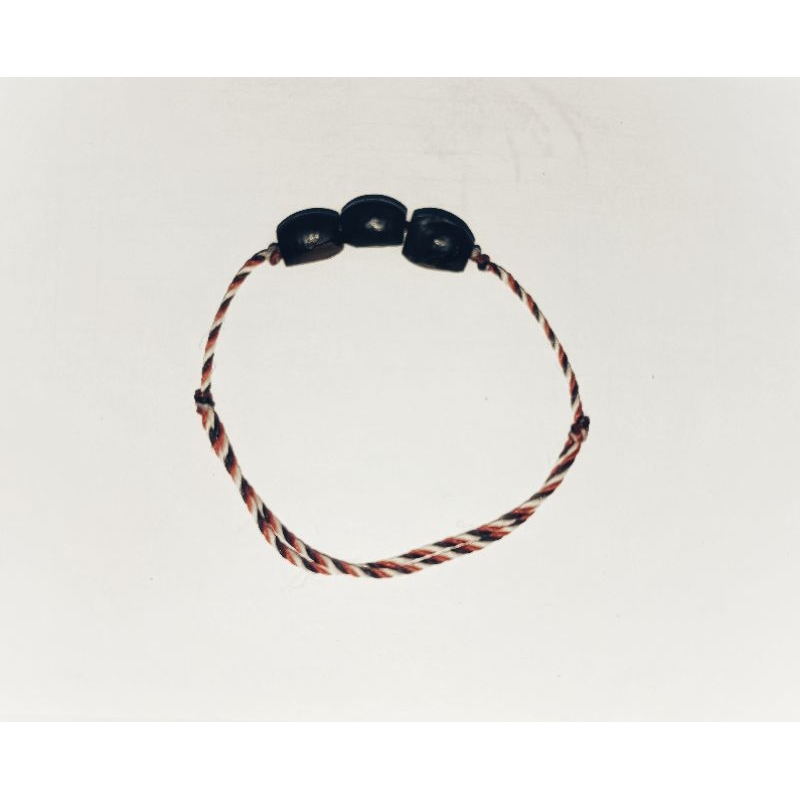 Jual Gelang Tridatu Bali 2 mm + biji buah Sebalik Sumpah Original Jambi ...