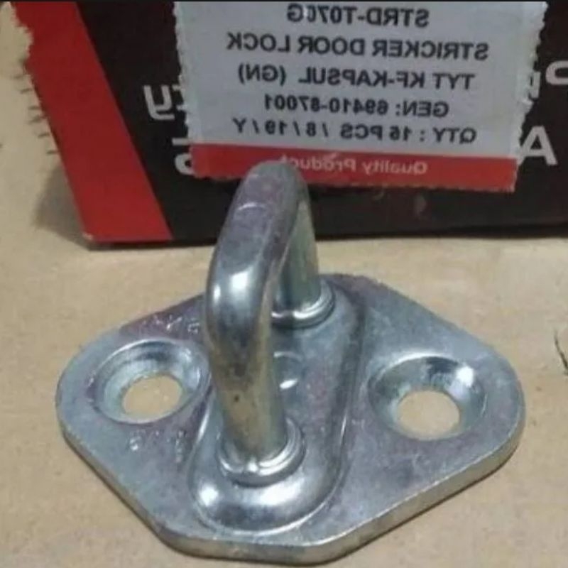 Jual Striker door lock Dyna saurus hino dutro | Shopee Indonesia