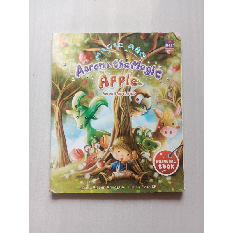 Jual Aaron dan the magic Apple/ Aaron dan apel ajaib bilingual book ...