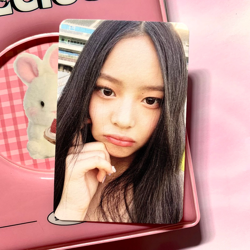 Jual NEWJEANS HANNI WEVERSE C BLUEBOOK ATTENTION 1ST EP PHOTOCARD PC ...