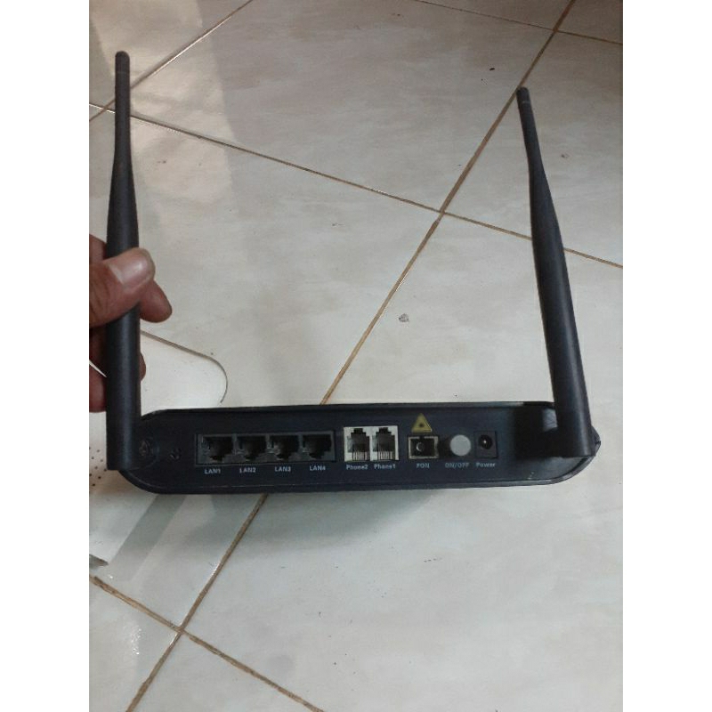 Jual Router FiberHom GPON ONU model AN5506-04/AN5506-04-FS | Shopee ...