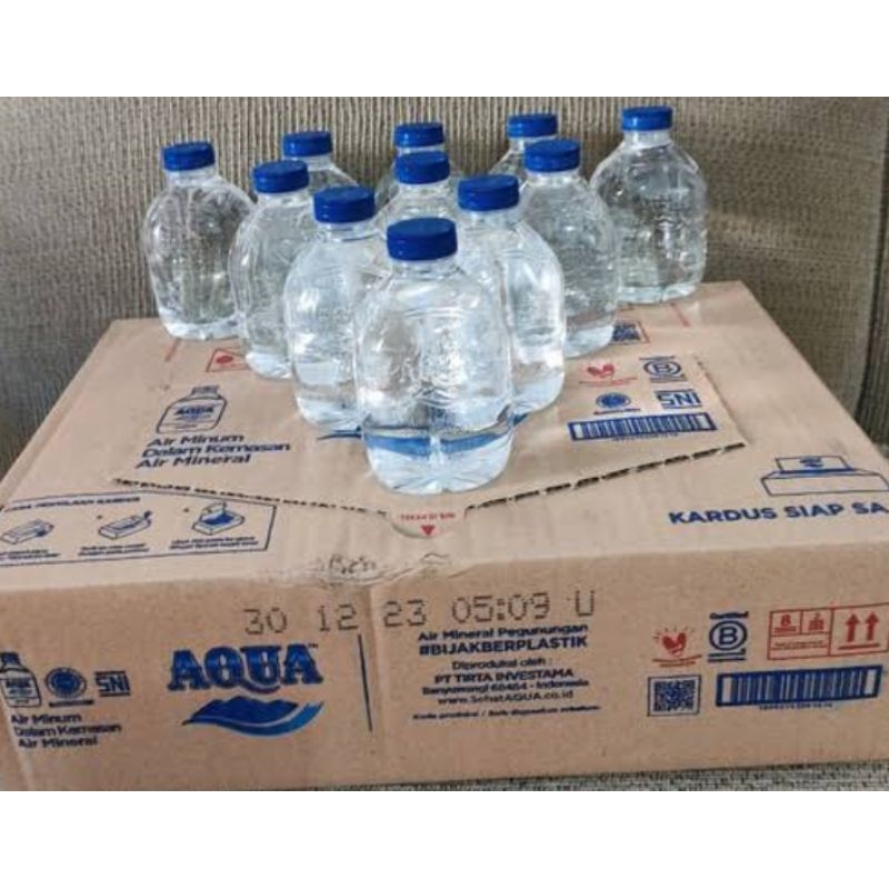 Jual Aqua botol mini 220ml x 24 botol (LIMETED EDITION) | Shopee Indonesia