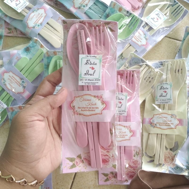 Jual FREE KARTU ( 50PCS ) SOUVENIR PERNIKAHAN SENDOK GARPU SUMPIT ALAS ...