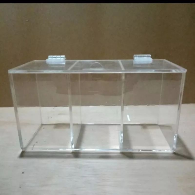 Jual Tempat permen Akrilik / kotak permen akrilik 3 sekat | Shopee ...