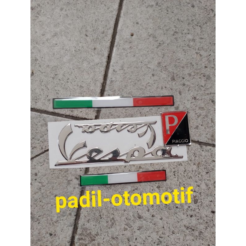 Jual emblem logo/sticker tulisan vespa untuk motor listrik uwinfly ...