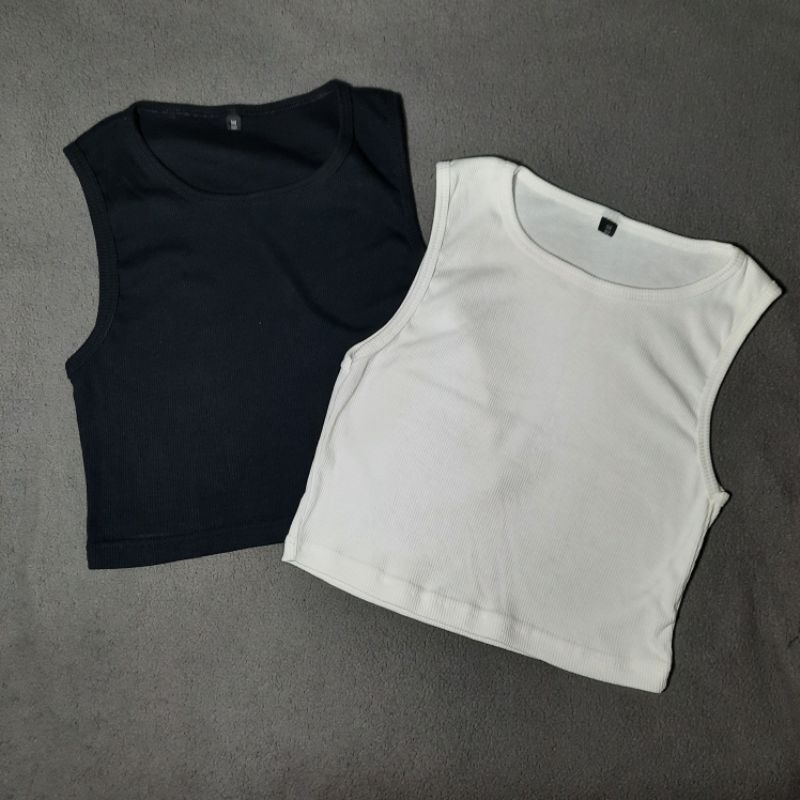 Jual [Preloved] [Nego] Crop Tank Hitam & Putih (Bundle) | Shopee Indonesia