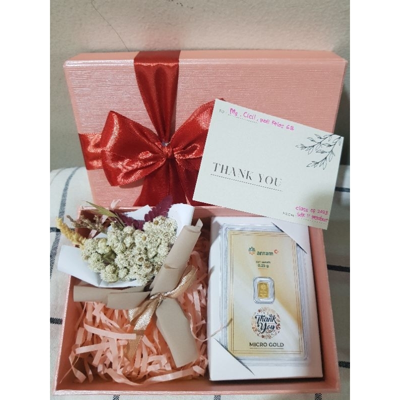 Jual PAKET HAMPERS BOUQUET 0,1 gr 0,25gr EMAS LM ANTAM BUNGA MINI sudah ...