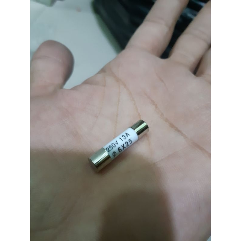 Jual fuse keramik 13A steker AC | Shopee Indonesia