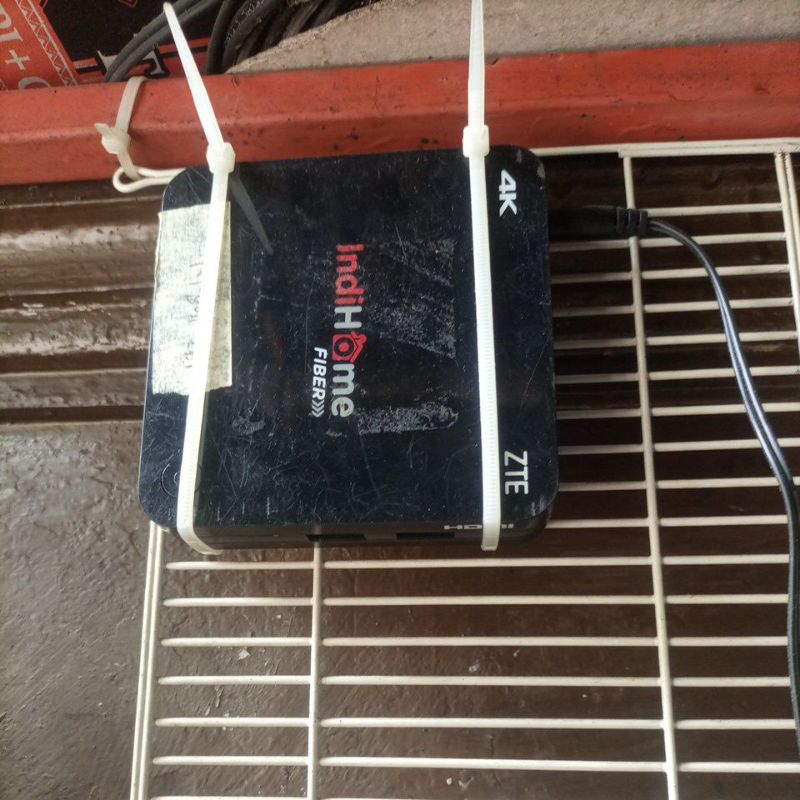 Jual STB openwrt hg680p dual boot os rey-eye& router projet | Shopee ...