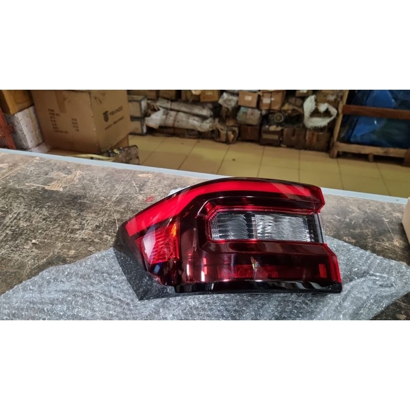 Jual Stop lamp tail lamp toyota raize rocky original | Shopee Indonesia