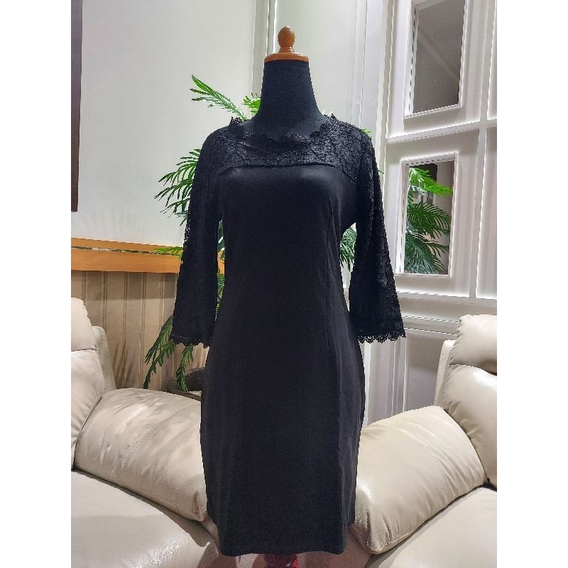 Jual Bodycon Mini dress span strech Black and red aksen renda broclat ...