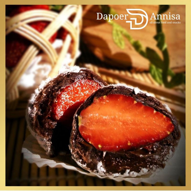Jual Mochi Strawberry / Mochi Korea Viral Halal / Mochi Strawberry ...