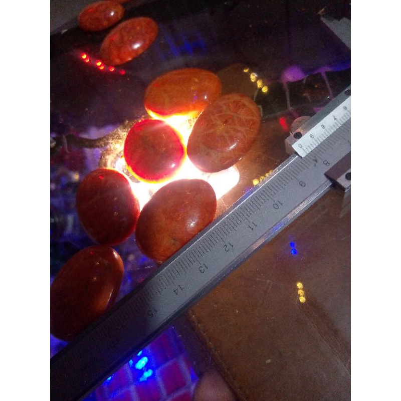 Jual BATU PERMATA MARJAN RED CORAL UKURAN LIONTIN 3 CM BONUS BONGKAHAN ...