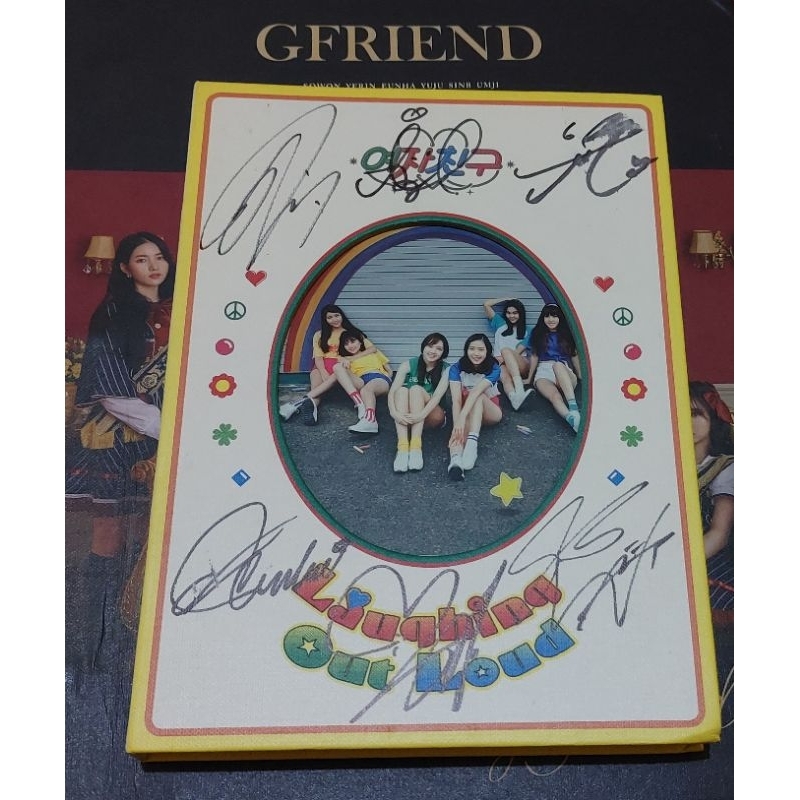 Jual GFriend LOL Sign Album Official | Shopee Indonesia