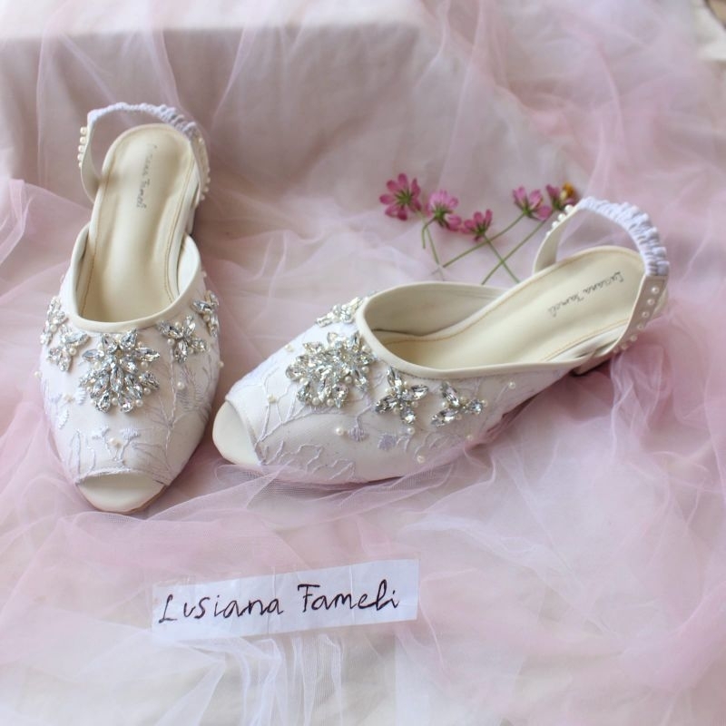 Jual NARAN | Sepatu payet wedding shoes putih tali karet bisa custom ...