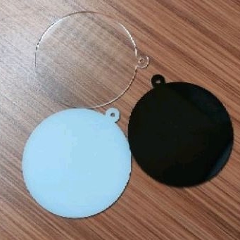 Jual Mendali Polos 7cm Lubang Luar Akrilik 3mm | Shopee Indonesia