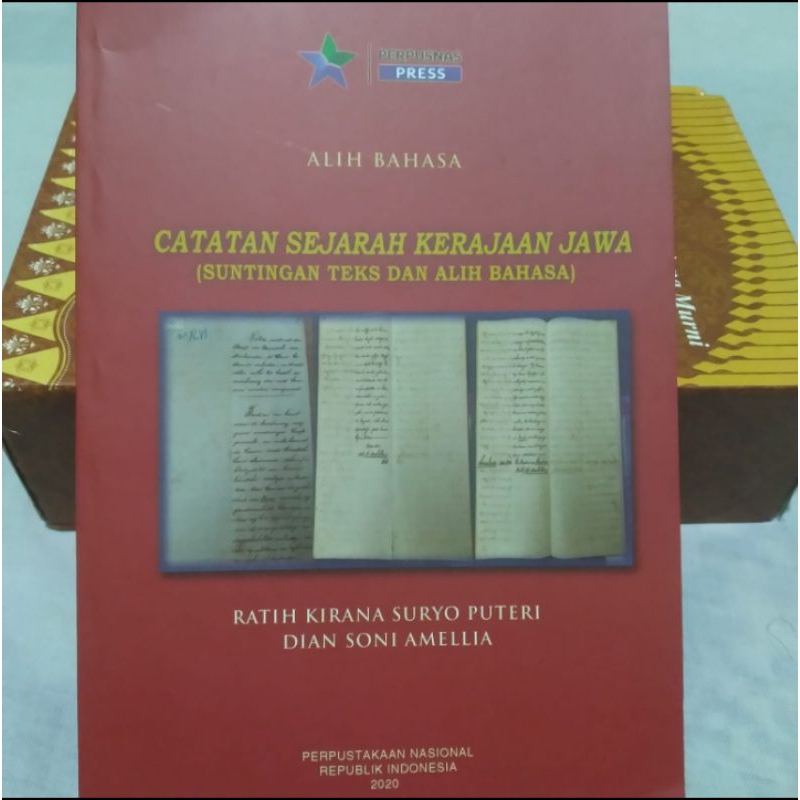 Jual Catatan Sejarah Kerajaan Jawa Suntingan Teks dan Alih Aksara ...