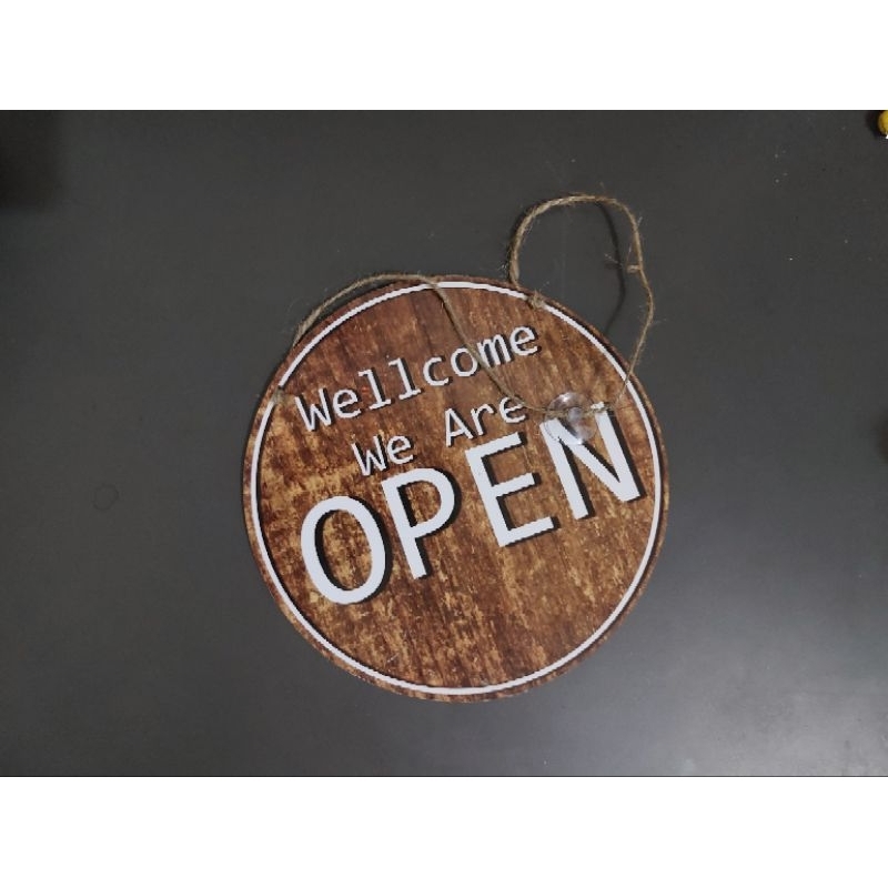 Jual PAPAN TANDA OPEN/CLOSE BULAT UKURAN 20CM MOTIF KAYU TIMBAL BALIK ...