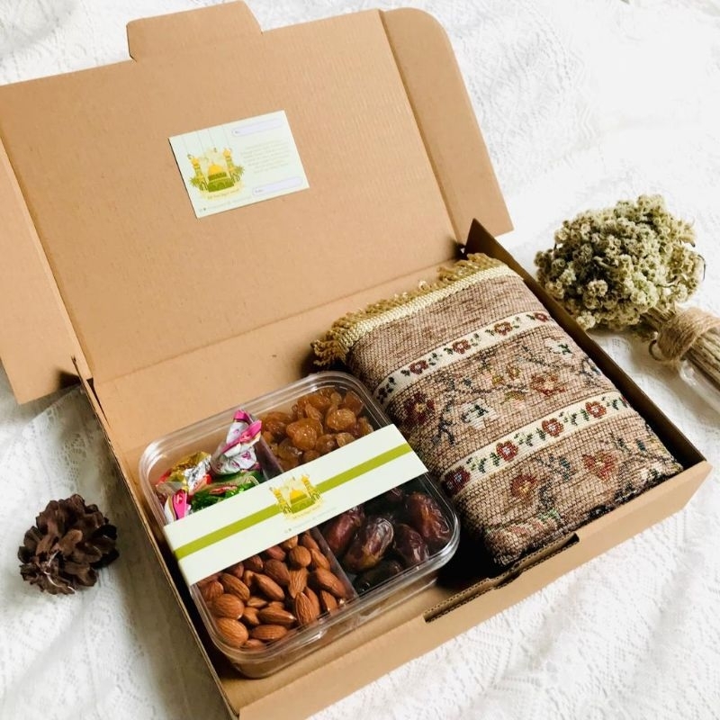 Jual (BISA GOSEND) Hampers premium oleh-oleh haji dan umroh by BANGGA ...
