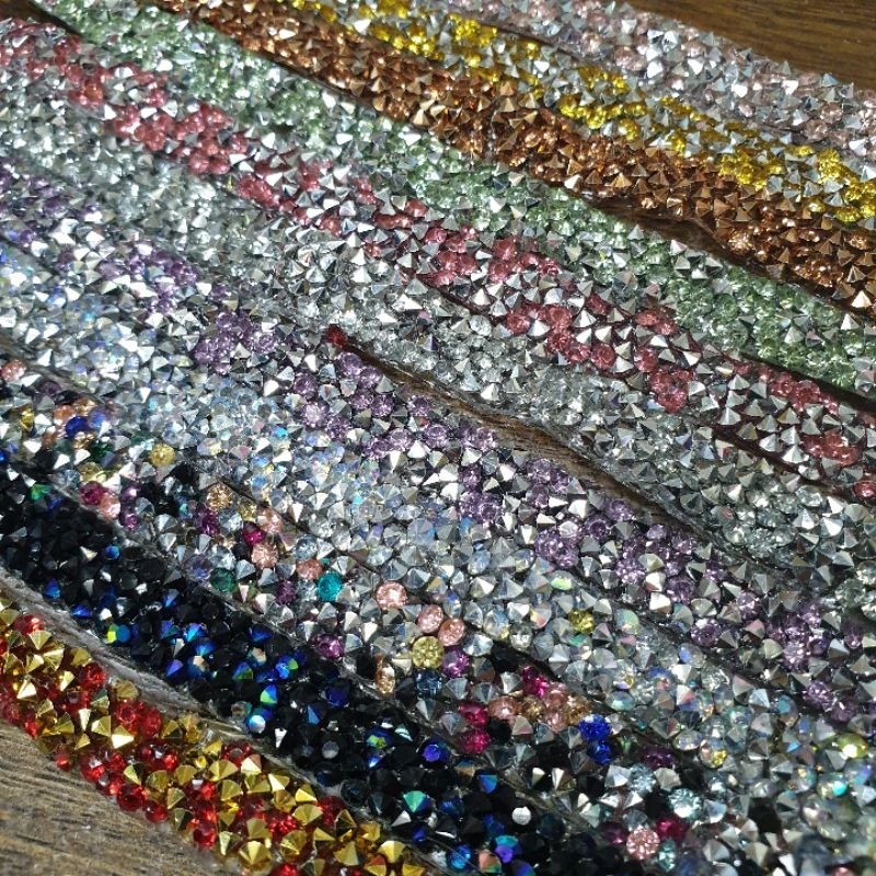 Jual Diamond Tikar/Tabur Kristal Acak~~~ Per 1 Baris | Shopee Indonesia