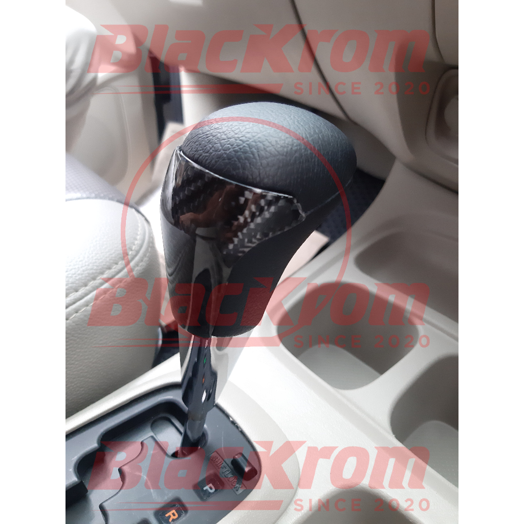 Jual Cover Carbon Kevlar Shift Knob / Transmisi Toyota Innova Reborn ...