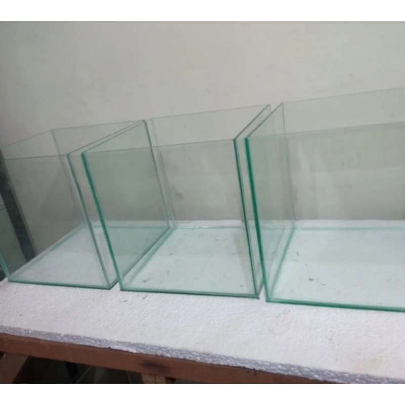 Jual Aquarium Kaca Ukuran 30x30x30 cm khusus ojek | Shopee Indonesia