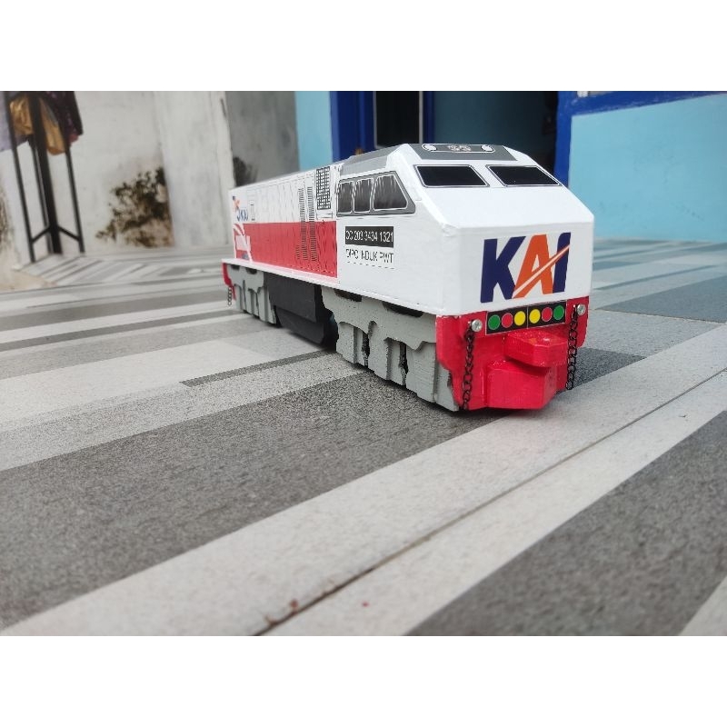 Jual miniatur kereta api kayu cc 203 | Shopee Indonesia