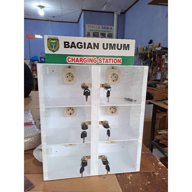 Jual Tempat Box Charger Akrilik 6 Pintu | Shopee Indonesia