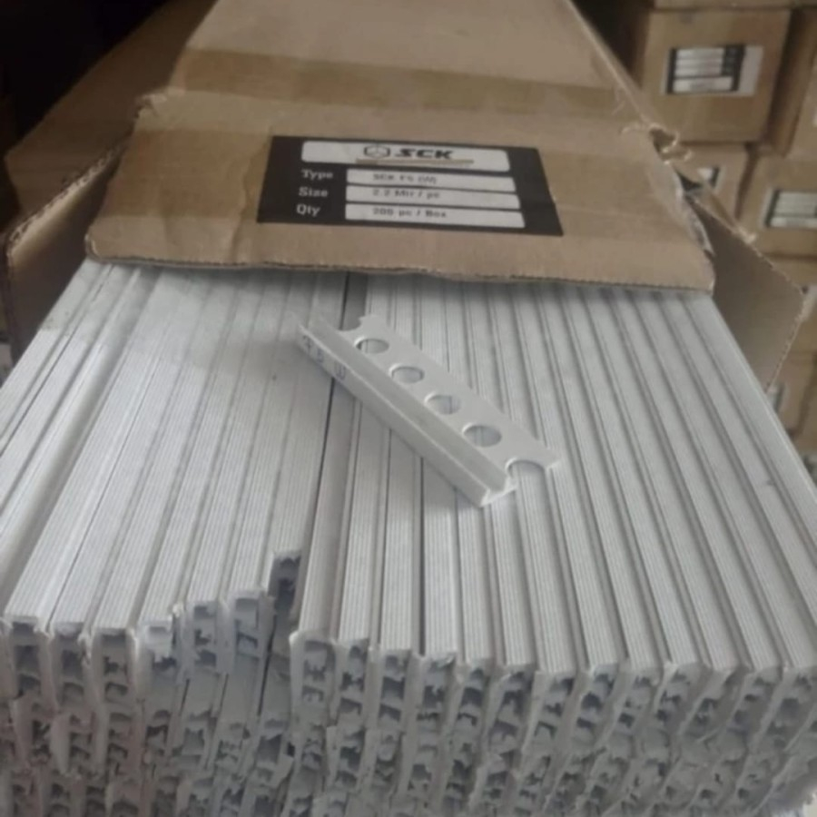 Jual Tali air plin / Skirting SCK F5 W UPVC PVC, minimal order 100pc ...