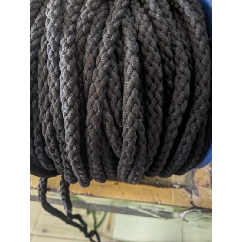 Jual Tali Sumbu / Tali Kepang / Tali Polyester /Tali Jaket / Tali ...