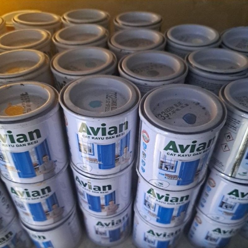 Jual Avian Cat Kayu dan Besi 50cc | Shopee Indonesia