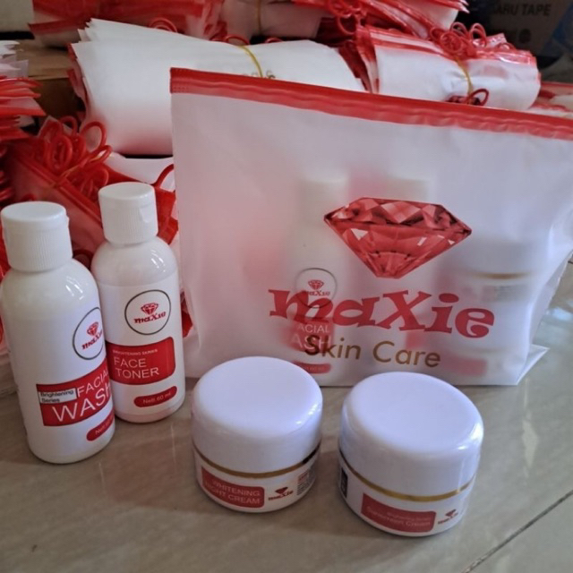 Jual BISA ECER PAKET MAXIE GLOW SKINCARE ORIGINAL BPOM | Shopee Indonesia