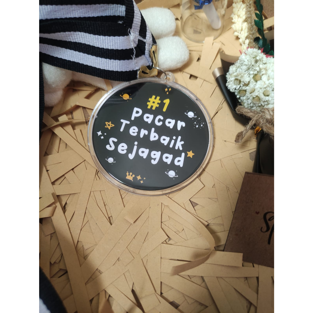 Jual Medali Ready Stok - Mendali Souvenir Custom COD Hadiah Kado Ulang ...