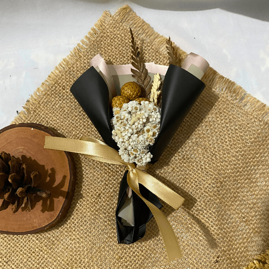 Jual Hiasan Hampers bunga kering bouqet mini / Bucket mini / Hiasan ...