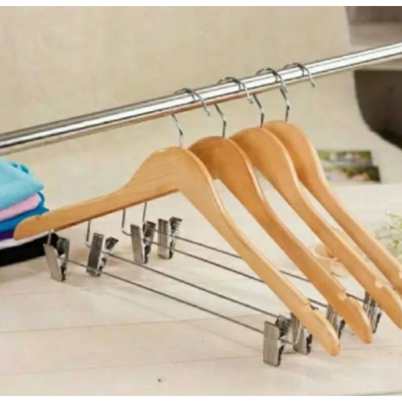 Jual Hanger kayu jepit besi (harga satuan) | Shopee Indonesia