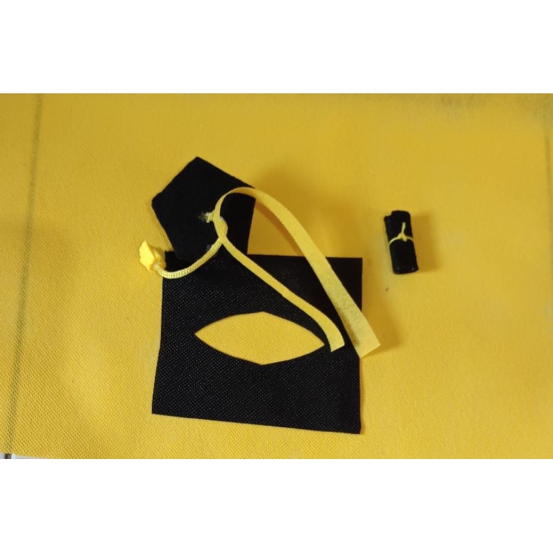 Jual toga dan baju satu set boneka wisuda, toga wisuda | Shopee Indonesia