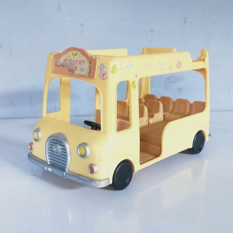 Jual Sylvanian Family Nursery bus figure set preloved | Shopee Indonesia